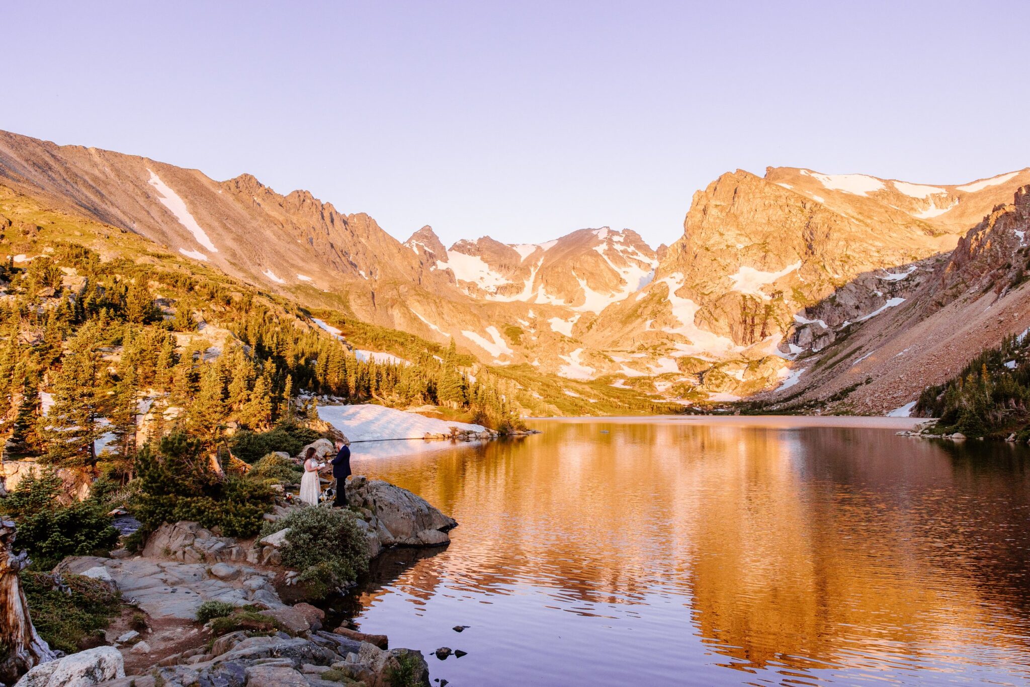 Alpine Lake Elopement Guide: How to Elope at an Alpine Lake - Matlai ...